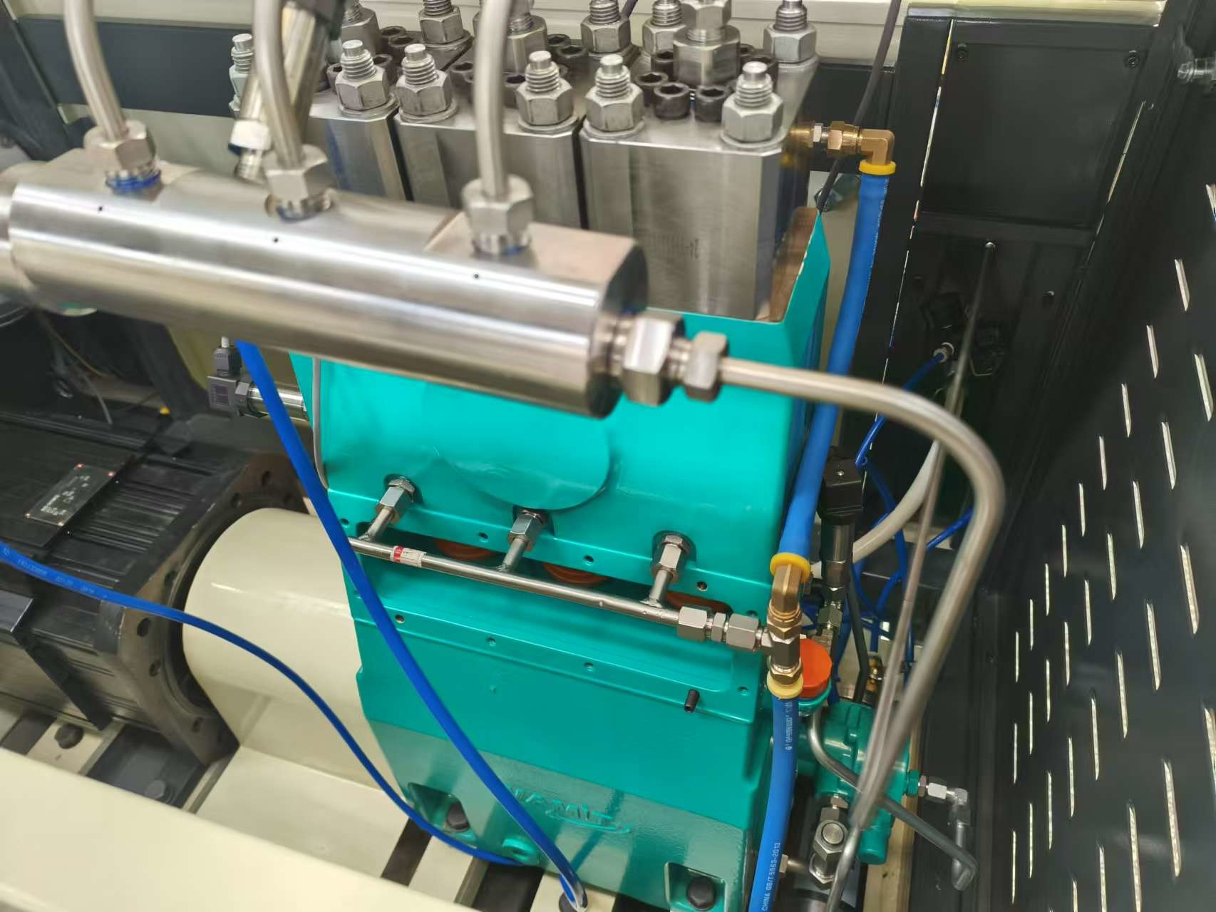 new second generation 435mpa Waterjet cutting machine direct drive pump ...